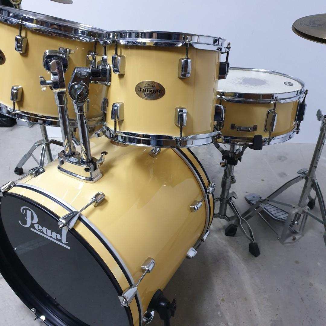 Pearl Target junior with 20" kick, Hobbies & Toys, Music & Media ...