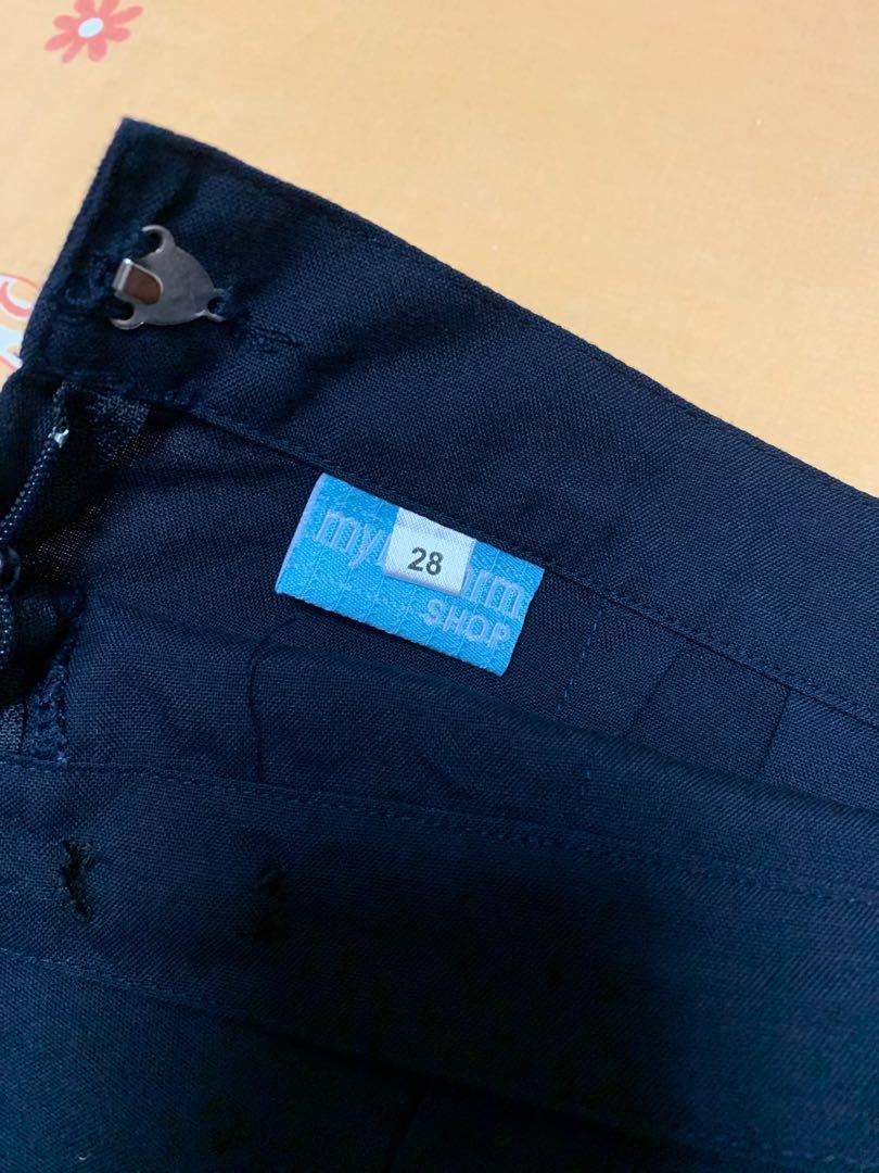 RVHS Uniform: Year 4-6 Skirt (Size 28), Women's Fashion, Dresses & Sets ...