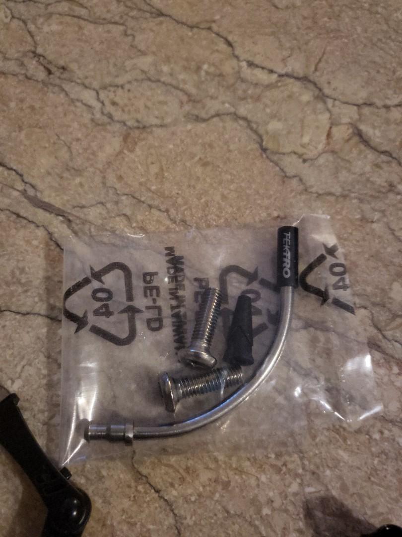 Tektro RX6 V-brakes, Sports Equipment, Bicycles & Parts, Parts ...