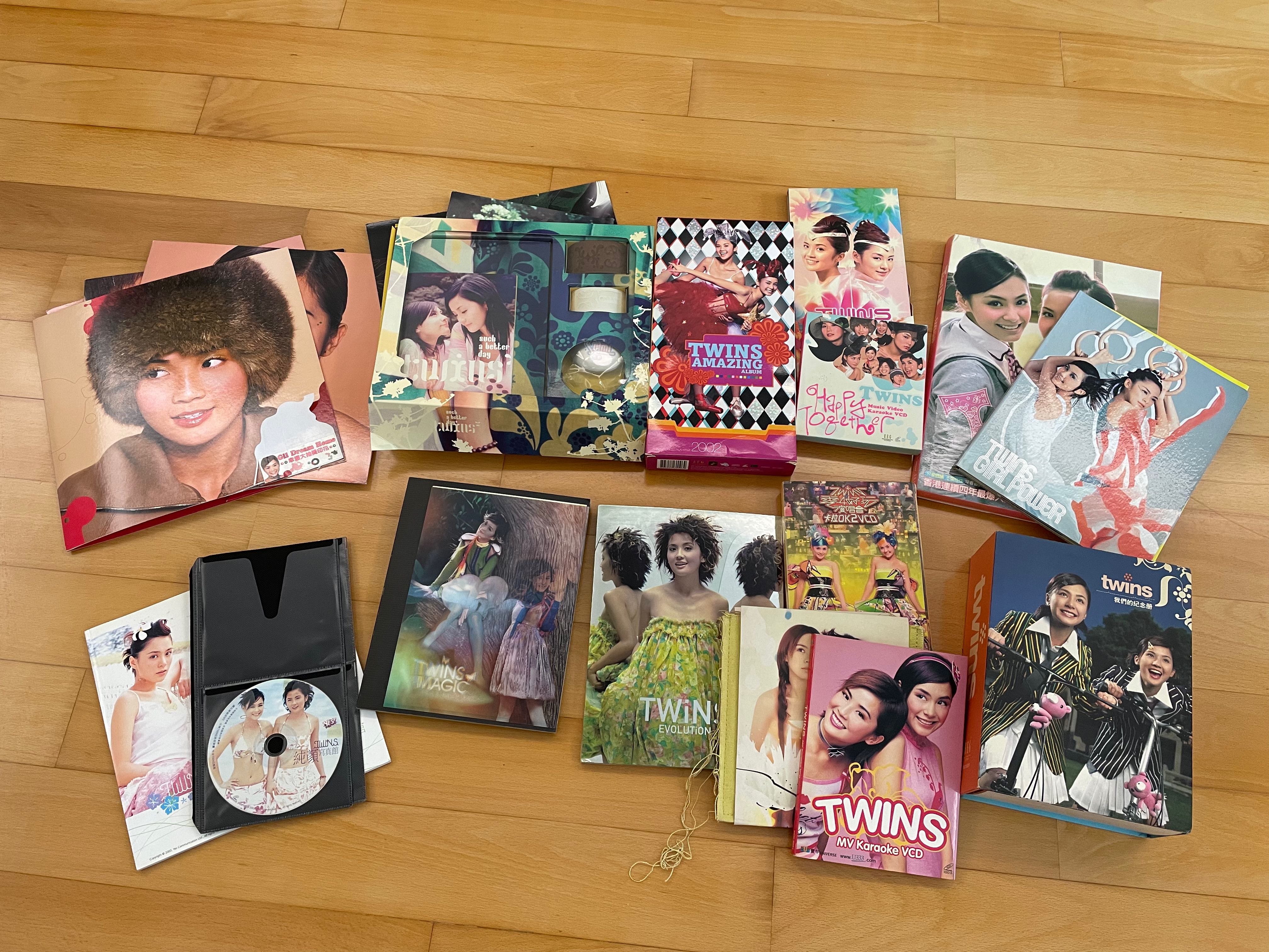 絕版Twins CD/VCD/寫真集, 興趣及遊戲, 音樂樂器 & 配件, 音樂與媒體 - CD 及 DVD - Carousell