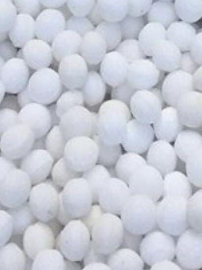 Alcanpor Mothballs - 1 Kilo, Furniture & Home Living, Home Improvement ...