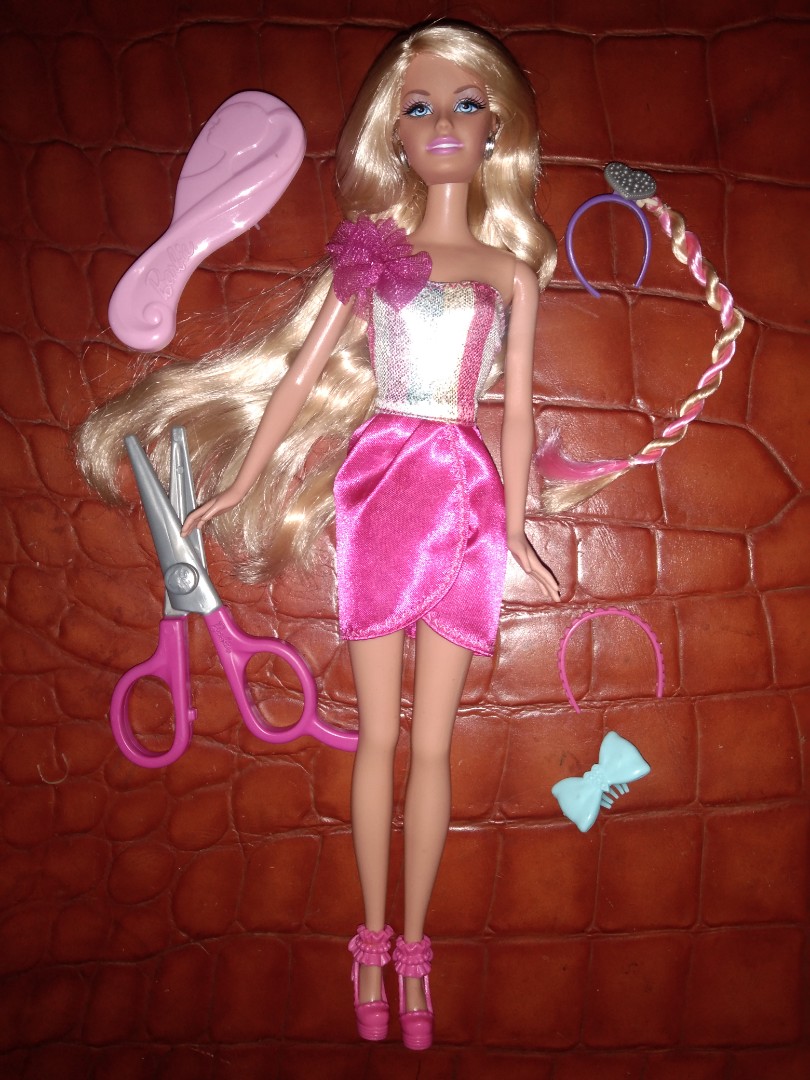 Barbie Cut and Style, Hobbies & Toys, Toys & Games on Carousell