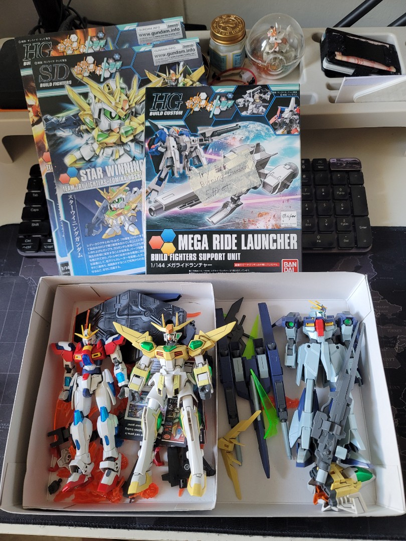 [Built Gunpla] 3 gunpla in 1 box, Hobbies & Toys, Toys & Games on Carousell