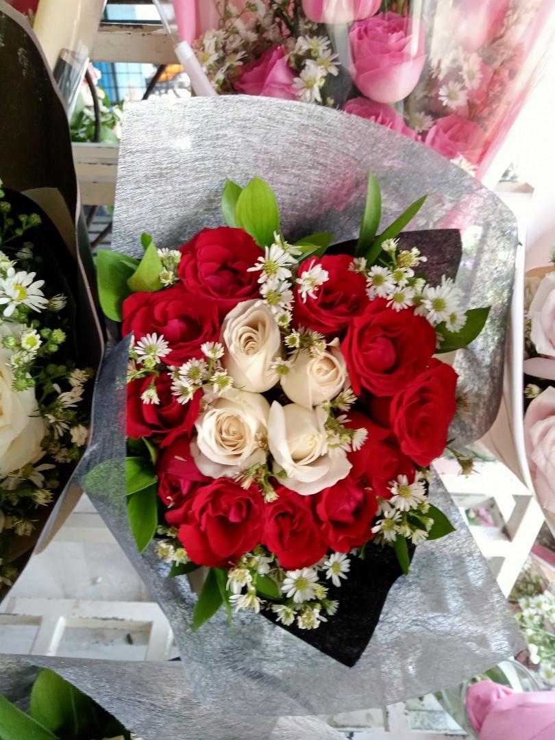 Buket bunga mawar asli dan segar, Perkebunan di Carousell