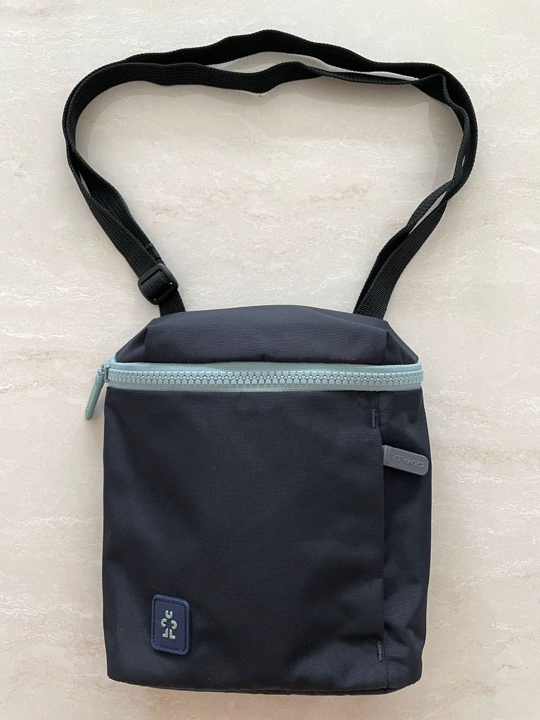 Crumpler (The MiniByte) Sling Bag, Men's Fashion, Bags, Belt bags ...