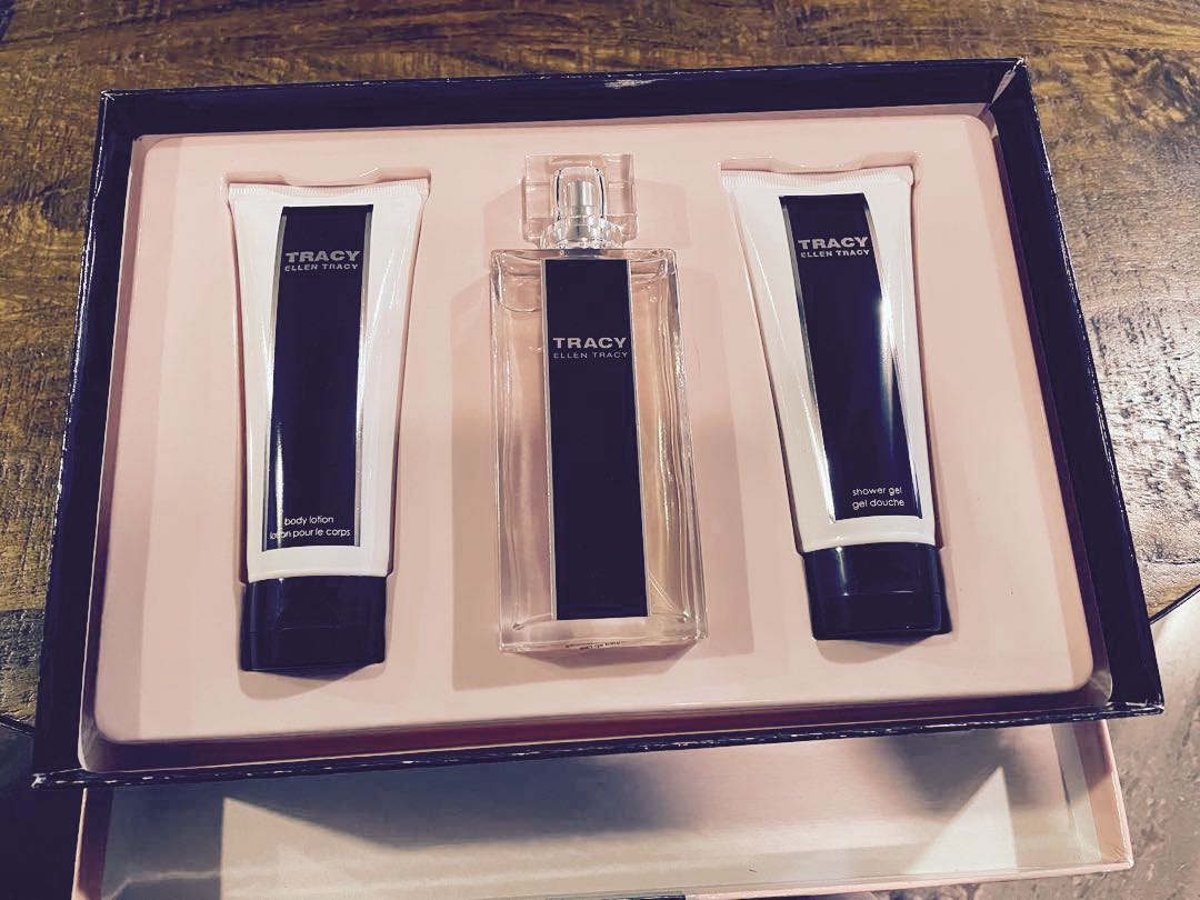 Ellen Tracy Gift Set Perfume + Shower Gel + Body Lotion, Beauty ...