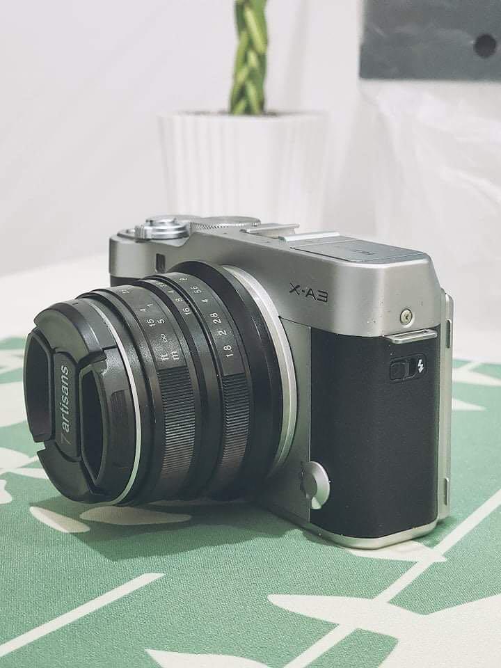 Fujifilm Mirrorless XA3 Camera, Photography, Cameras on Carousell