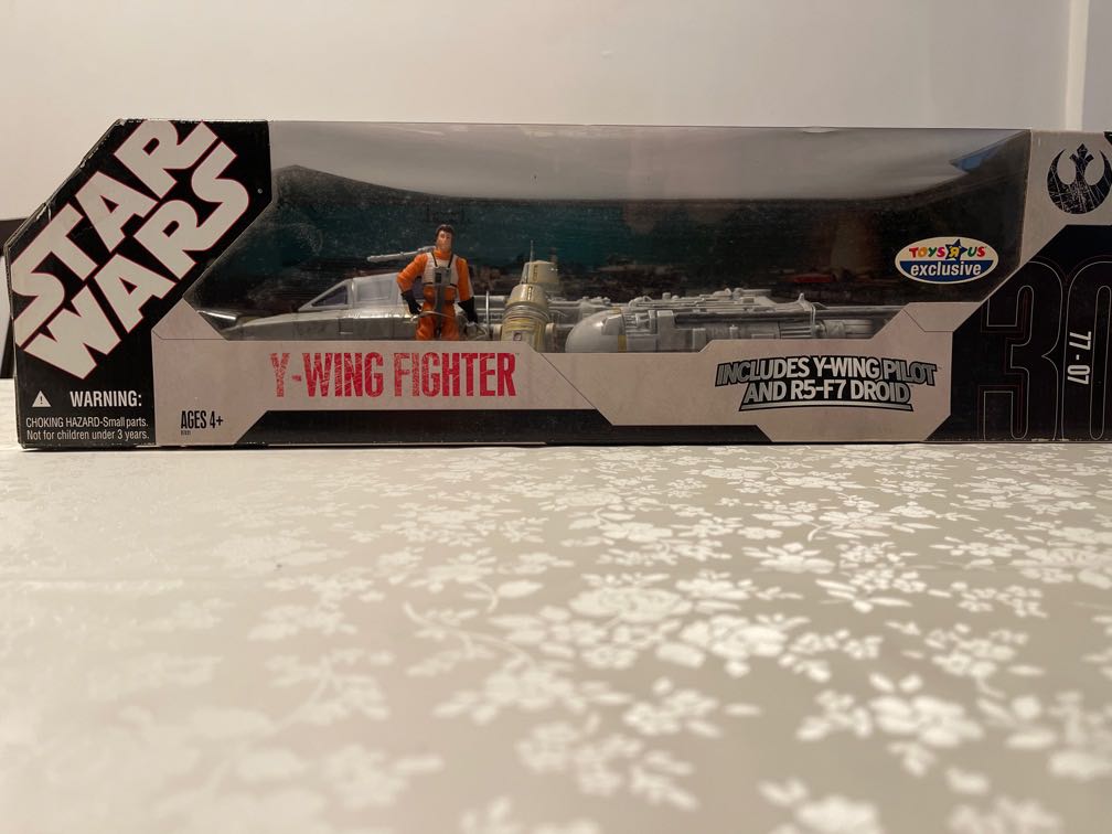 Hasbro Star Wars Y Wing Fighter Toysrus Exclusive, Hobbies & Toys, Toys ...