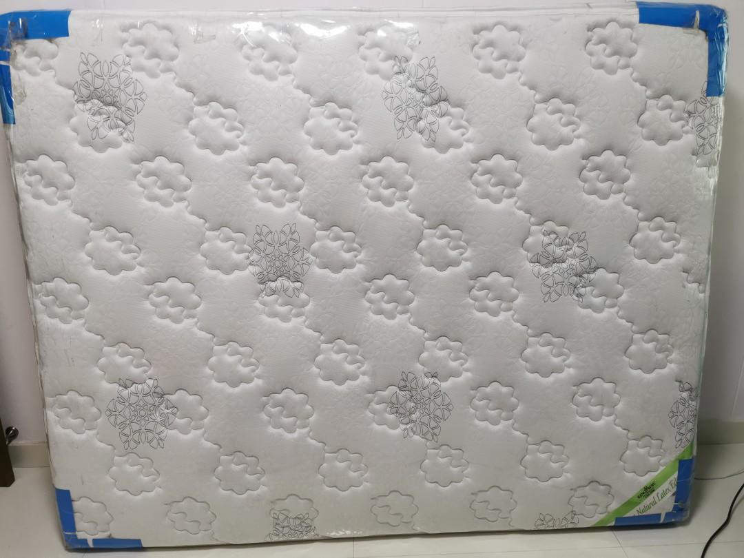 King Koil Posture Saver Chrysler - Queen sized mattress only, Furniture ...