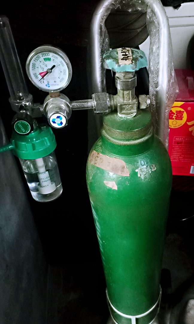 OXYGEN TANK MEDICAL 15 LBS COMPLETE SET WITH REGULATOR, Health ...