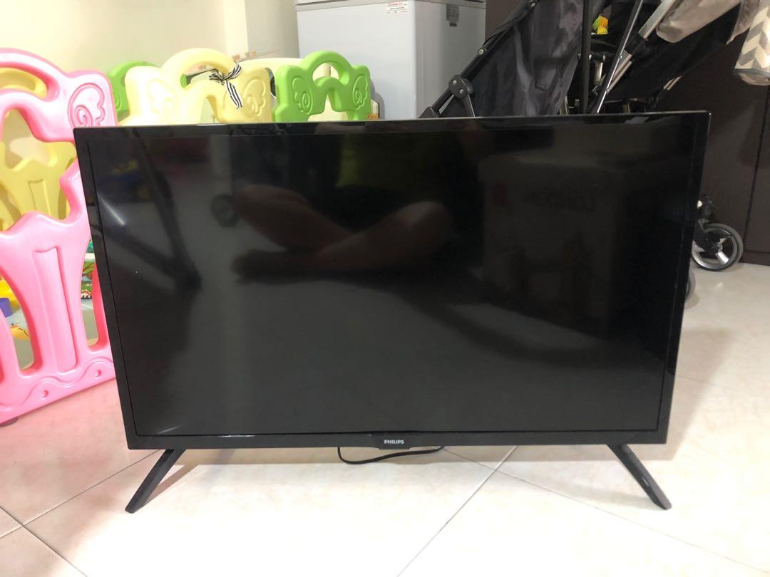 Philips 32 inch lcd tv, TV & Home Appliances, TV & Entertainment, TV on ...