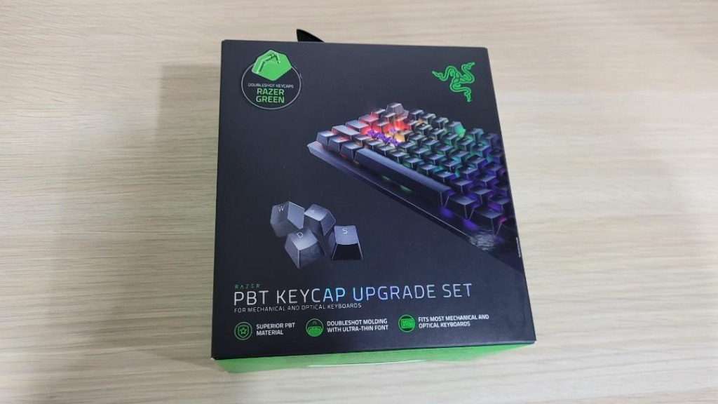Razer PBT Keycaps, Green and Black, Computers & Tech, Parts ...