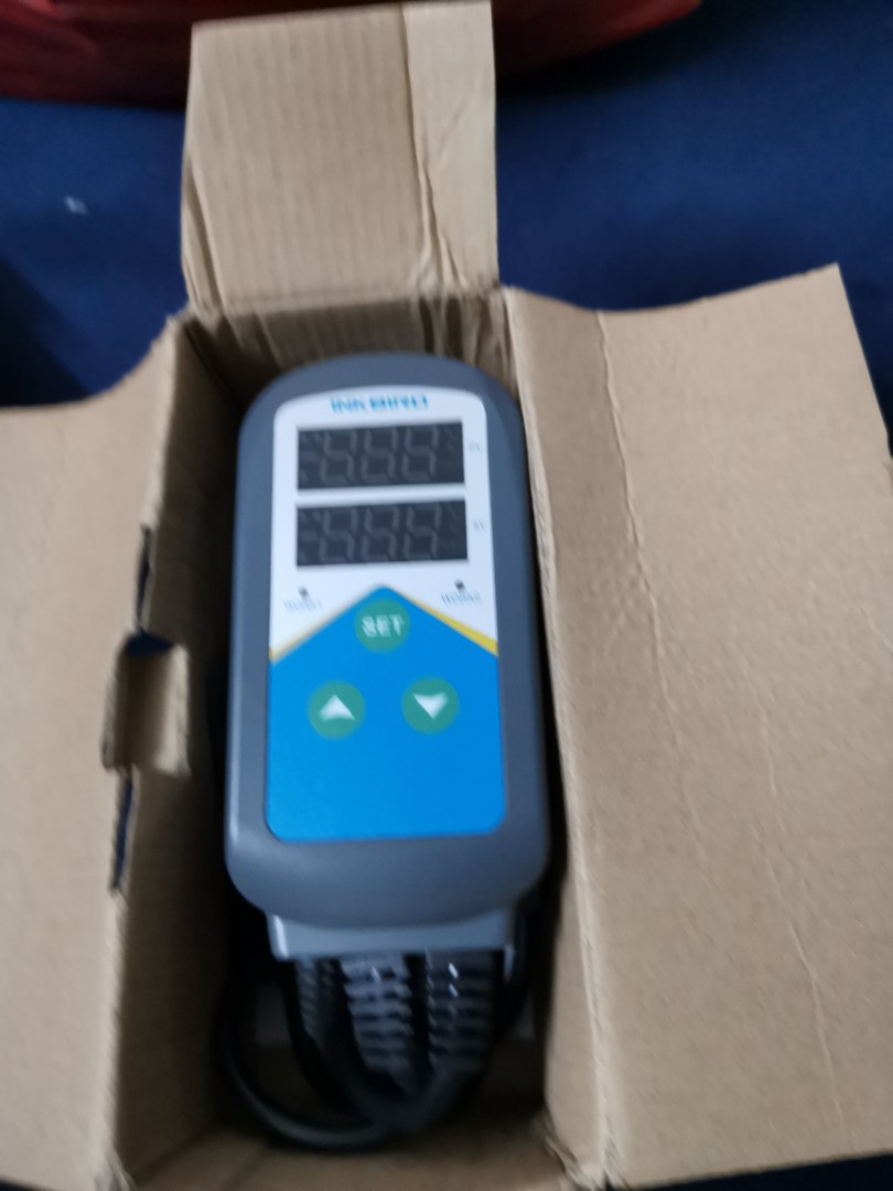 Temperature controller HEAT ONLY, Furniture & Home Living, Home ...