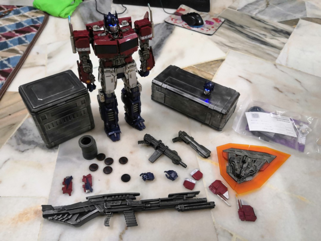 Toyworld Transformers Optimus Prime Freedom Leader Tw-F09, Hobbies ...