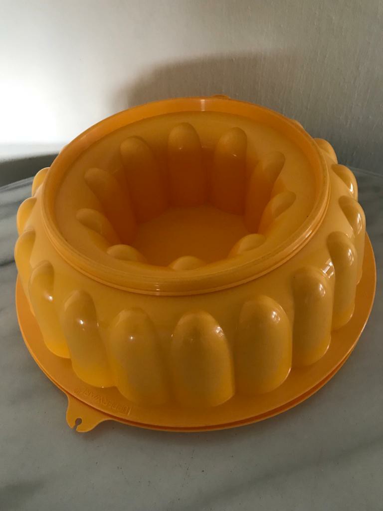 Tupperware Jelly Mould, Furniture & Home Living, Kitchenware ...