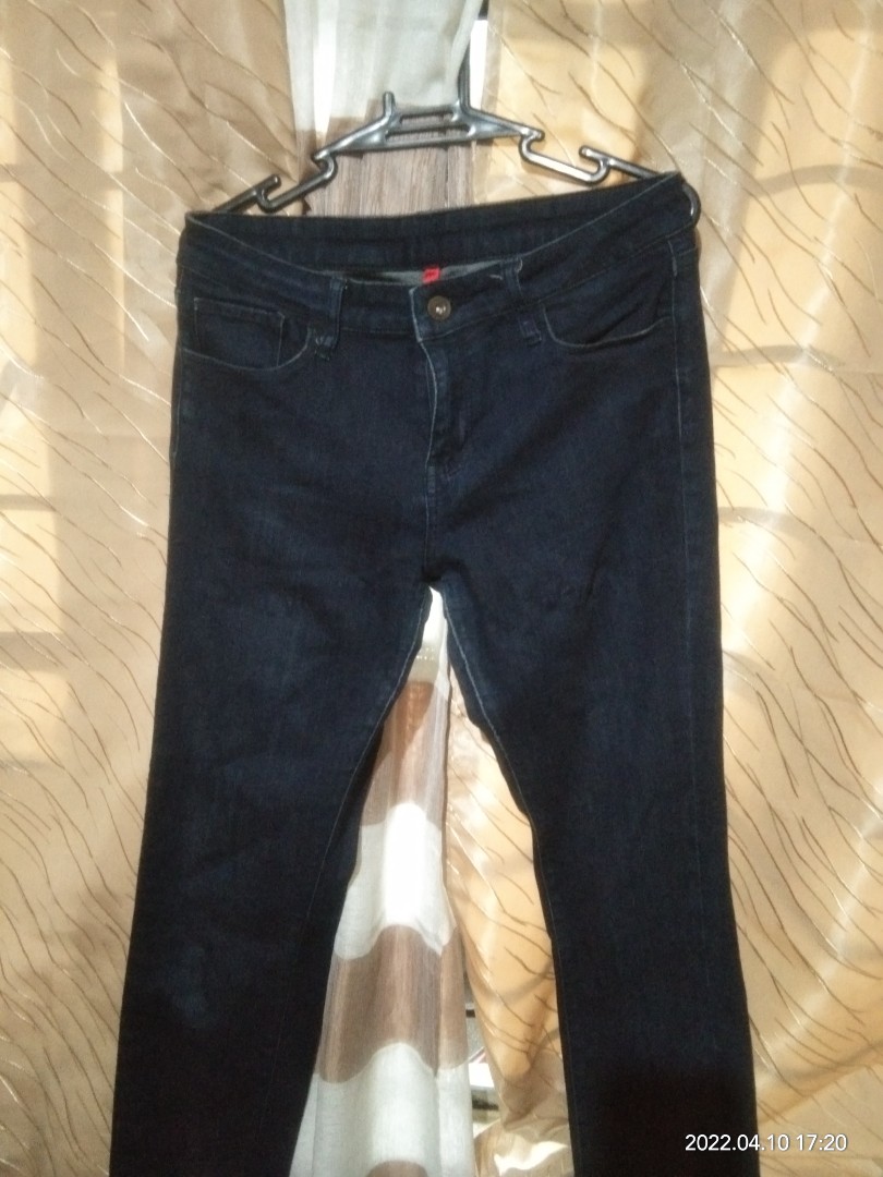 Uniqlo Jeans plus size stretchable, Women's Fashion, Bottoms, Jeans on ...