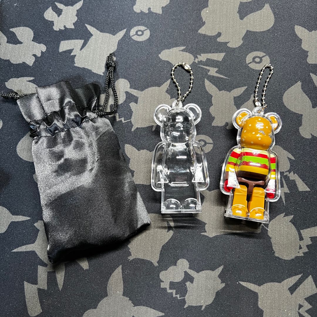 100% Bearbrick Display Case/Keychain, Hobbies & Toys, Toys & Games on ...