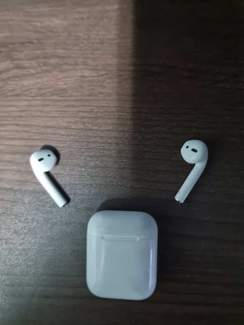 Airpods gen 1, Audio, Earphones on Carousell