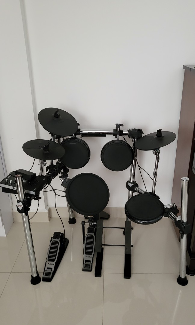 Alexis drum set, Hobbies & Toys, Music & Media, Musical Instruments on ...