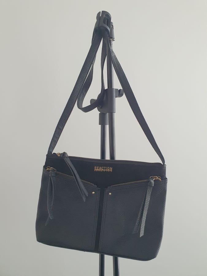 Kenneth Cole Body Bag, Luxury, Bags & Wallets on Carousell