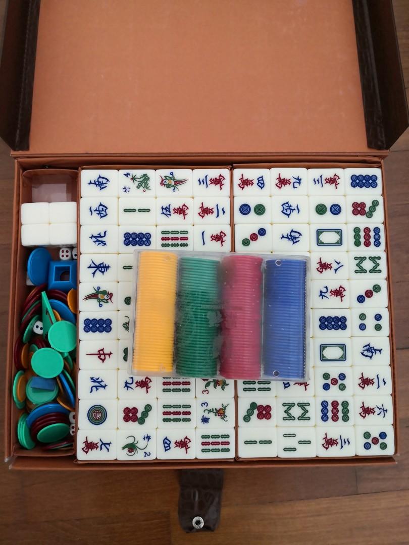 Mahjong set with chips, Hobbies & Toys, Toys & Games on Carousell