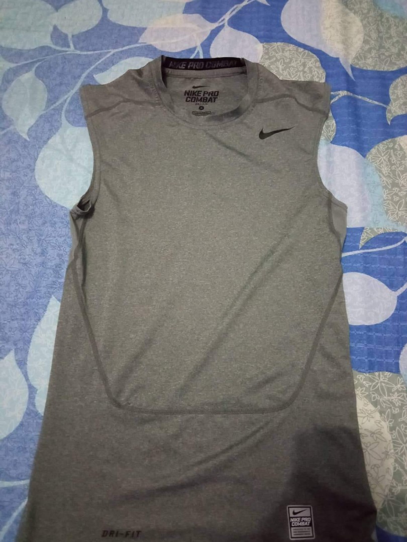 Nike Compression, Men's Fashion, Activewear on Carousell