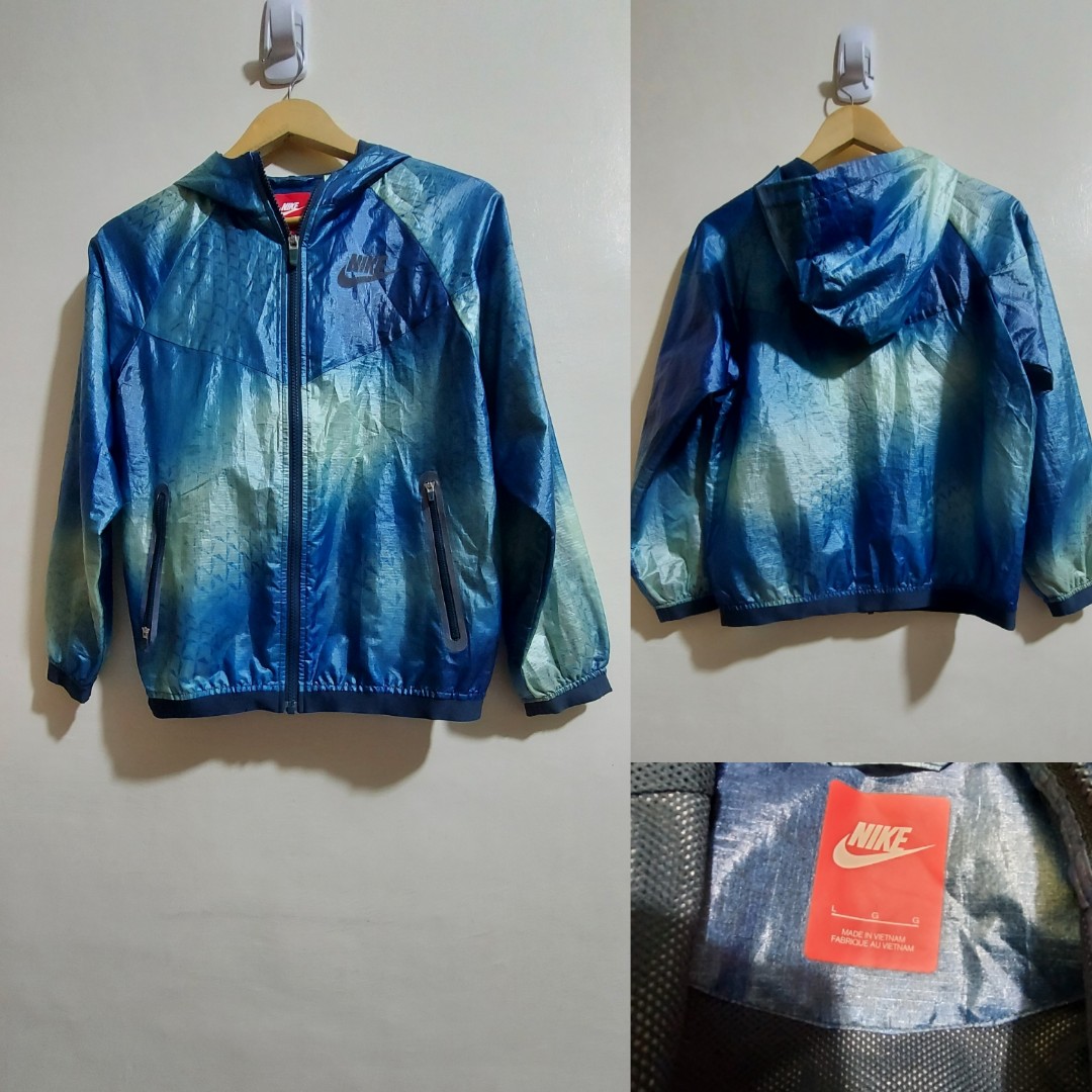 Nike Windbreaker Red Tag Jacket, Women's Fashion, Coats, Jackets and ...