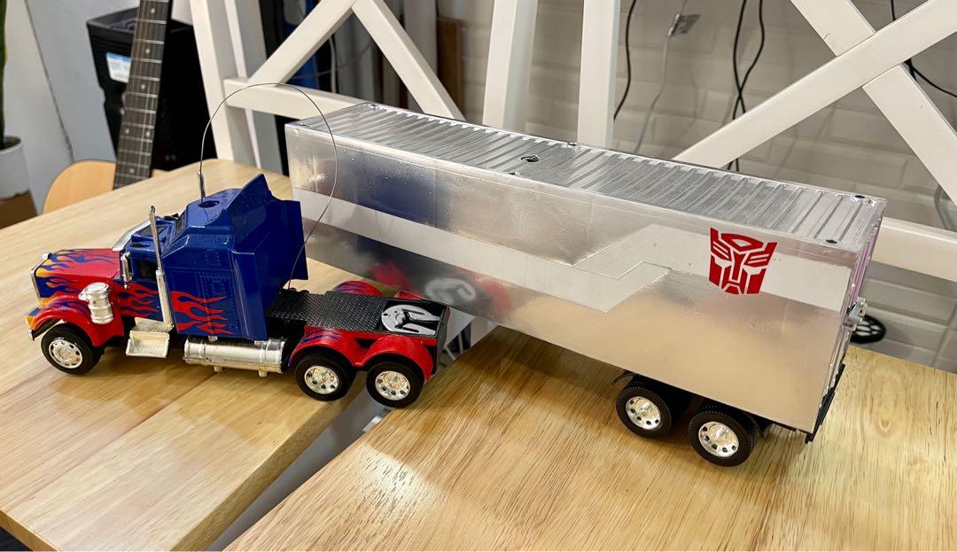 OPTIMUS PRIME ( RC TRAILER TRUCK ), Everything Else, Others on Carousell