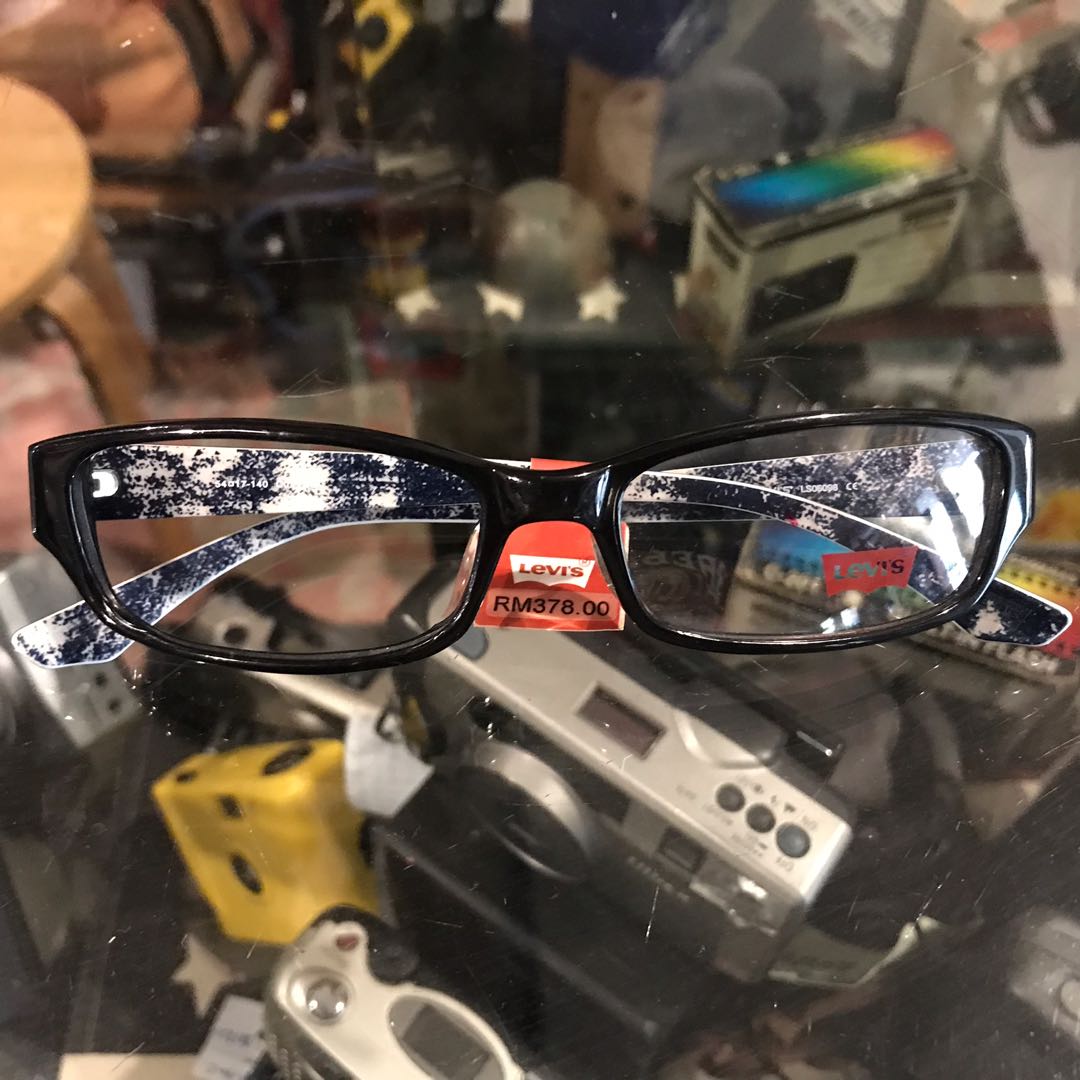 Original Levi’s Eyeglasses Frame Cermin Mata, Men's Fashion, Watches ...