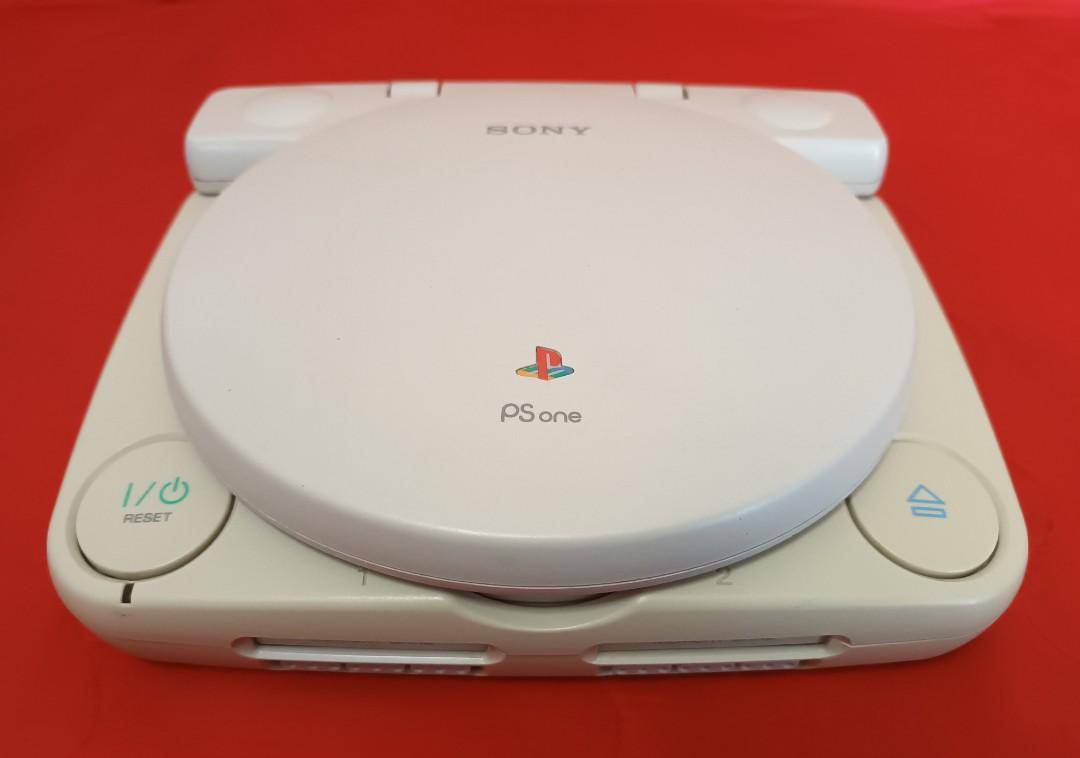 PS One with LCD Screen, Video Gaming, Video Game Consoles, PlayStation ...