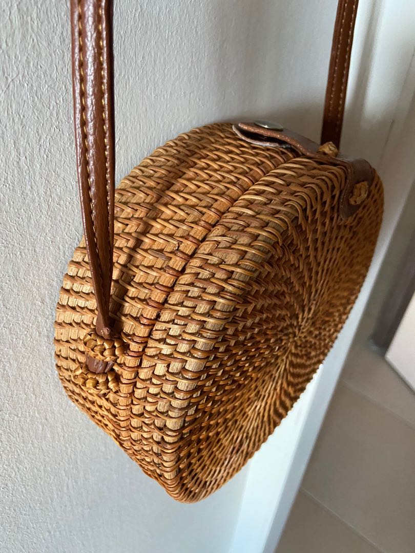 Rattan crossbody bag, Women's Fashion, Bags & Wallets, Cross-body Bags ...