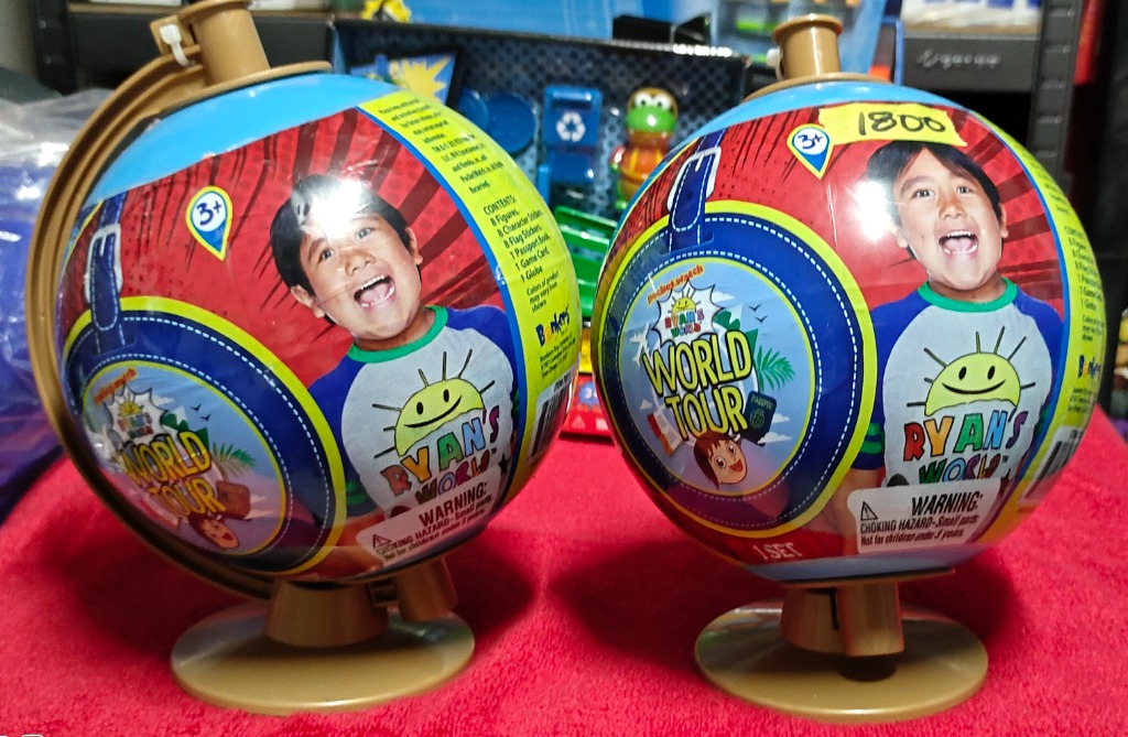 RYAN'S WORLD Tour Globe Playset, Hobbies & Toys, Toys & Games on Carousell