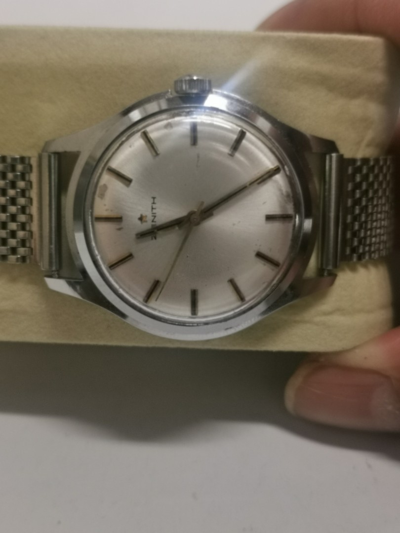 Zenith Fond Acier Inoxydable Vintage, Luxury, Watches on Carousell