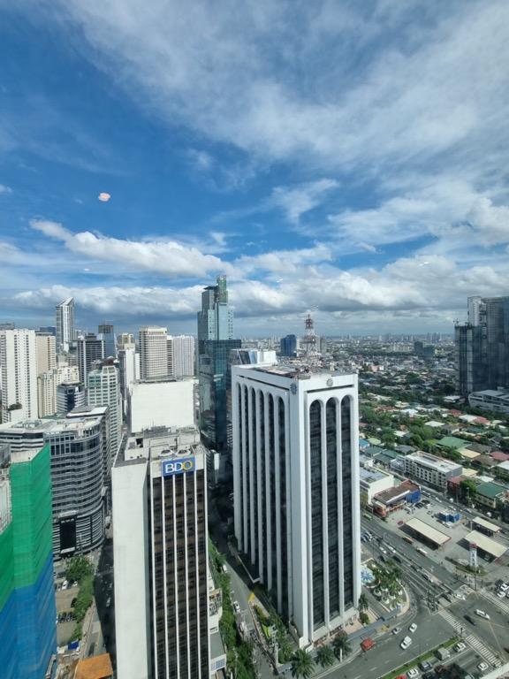 BRAND NEW TWO ROXAS TRIANGLE (by Ayala Land Premiere), Property, For ...