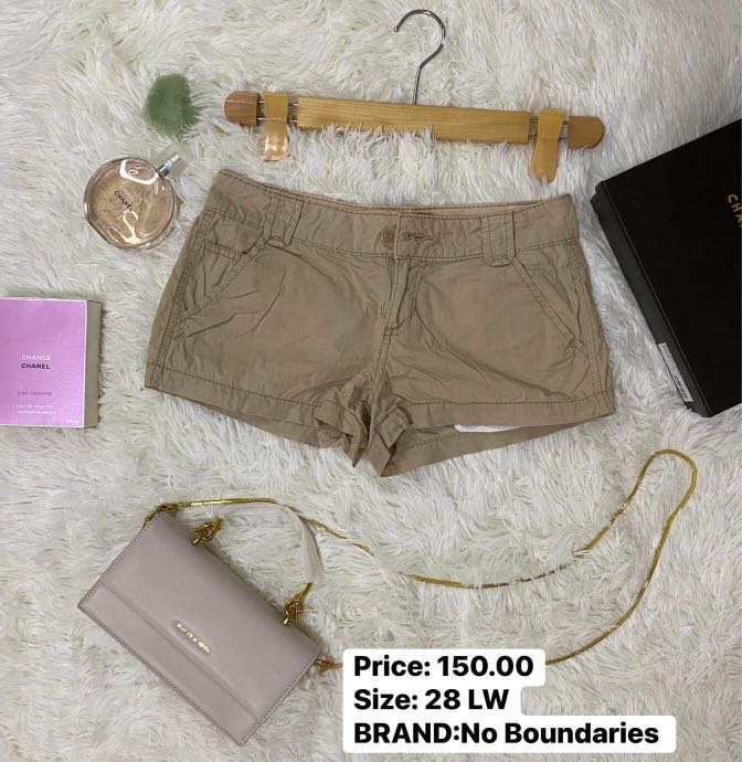 Branded short, Women's Fashion, Bottoms, Shorts on Carousell