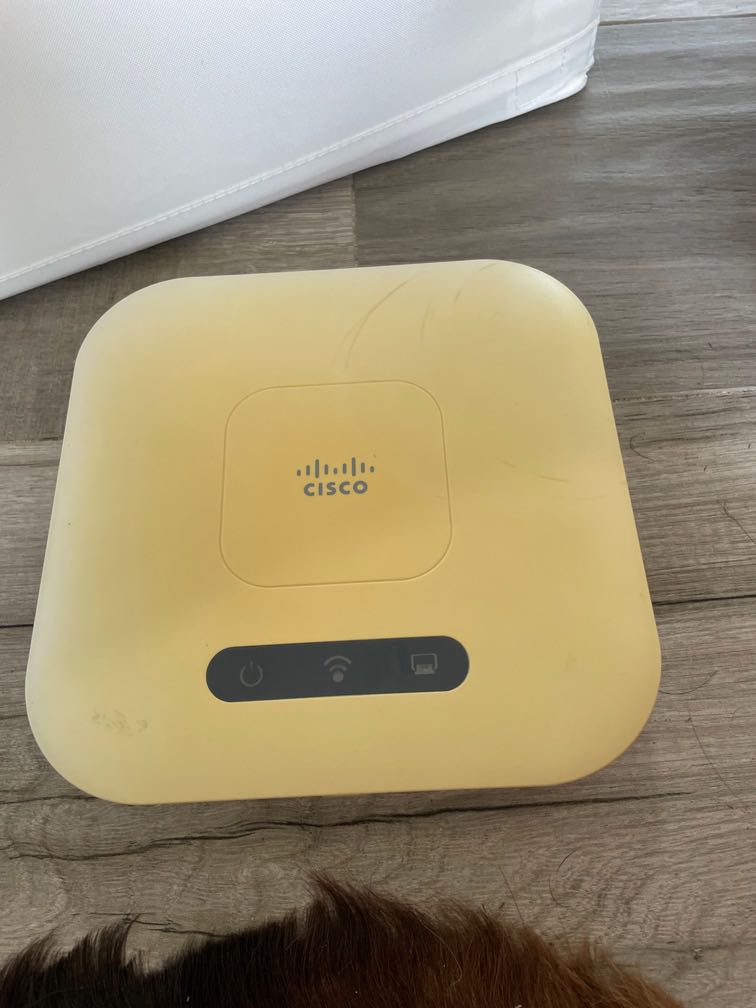 Cisco router wap321, 電腦＆科技, 商務用科技產品 - Carousell
