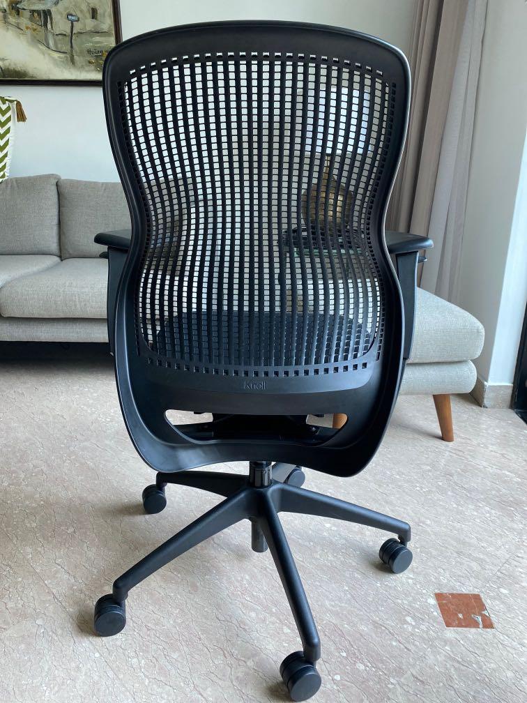 Knoll award winning Regeneration office chair, Furniture & Home Living ...