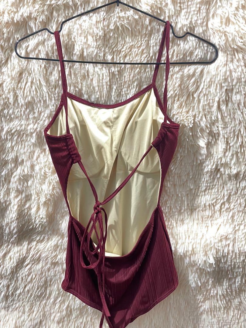 Maroon One piece Swimwear, Women's Fashion, Swimwear, Bikinis ...