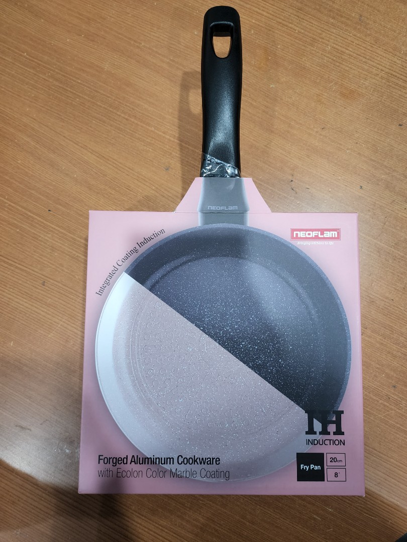 Neoflam Reverse 20cm frypan pink, Furniture & Home Living, Kitchenware ...