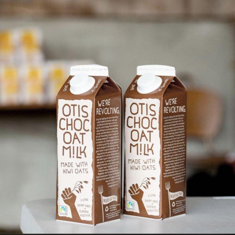 NZ OTIS Oat Milk (1L) - Carton of 6s, Food & Drinks, Beverages on Carousell