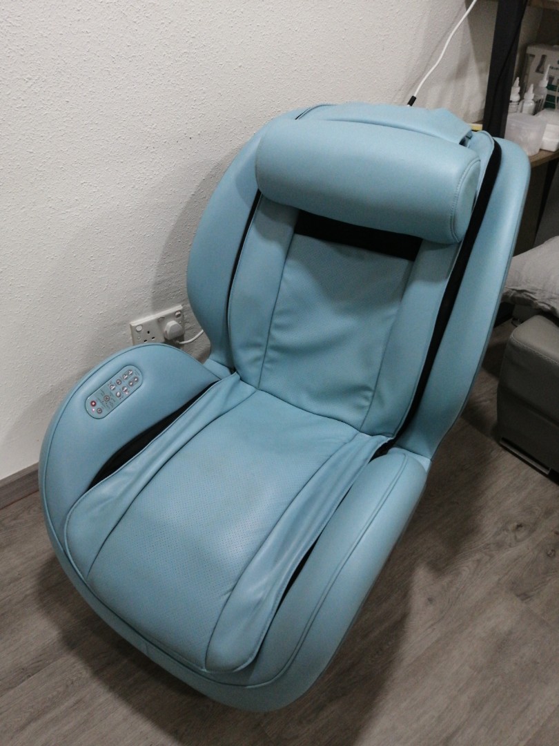 Osim udivine mini massage chair, Health & Nutrition, Massage Devices on ...