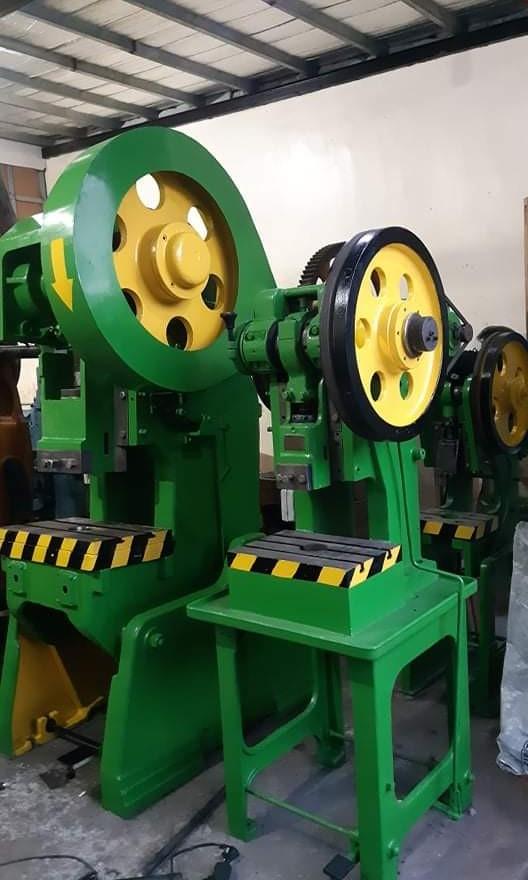 Power press, Commercial & Industrial, Industrial Equipment on Carousell