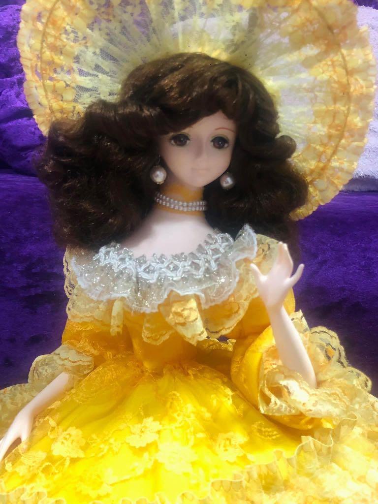 Sukiyo Doll / European Doll, Hobbies & Toys, Memorabilia & Collectibles ...