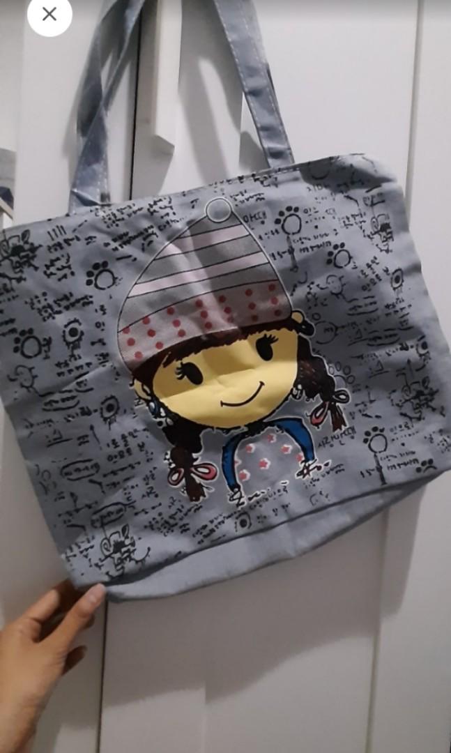 Totte bag kartun jepang, Fesyen Wanita, Tas & Dompet di Carousell