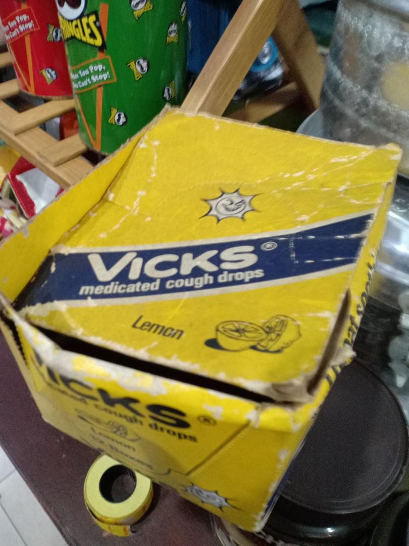 Vintage VICKS Box 1994, Hobbies & Toys, Collectibles & Memorabilia ...