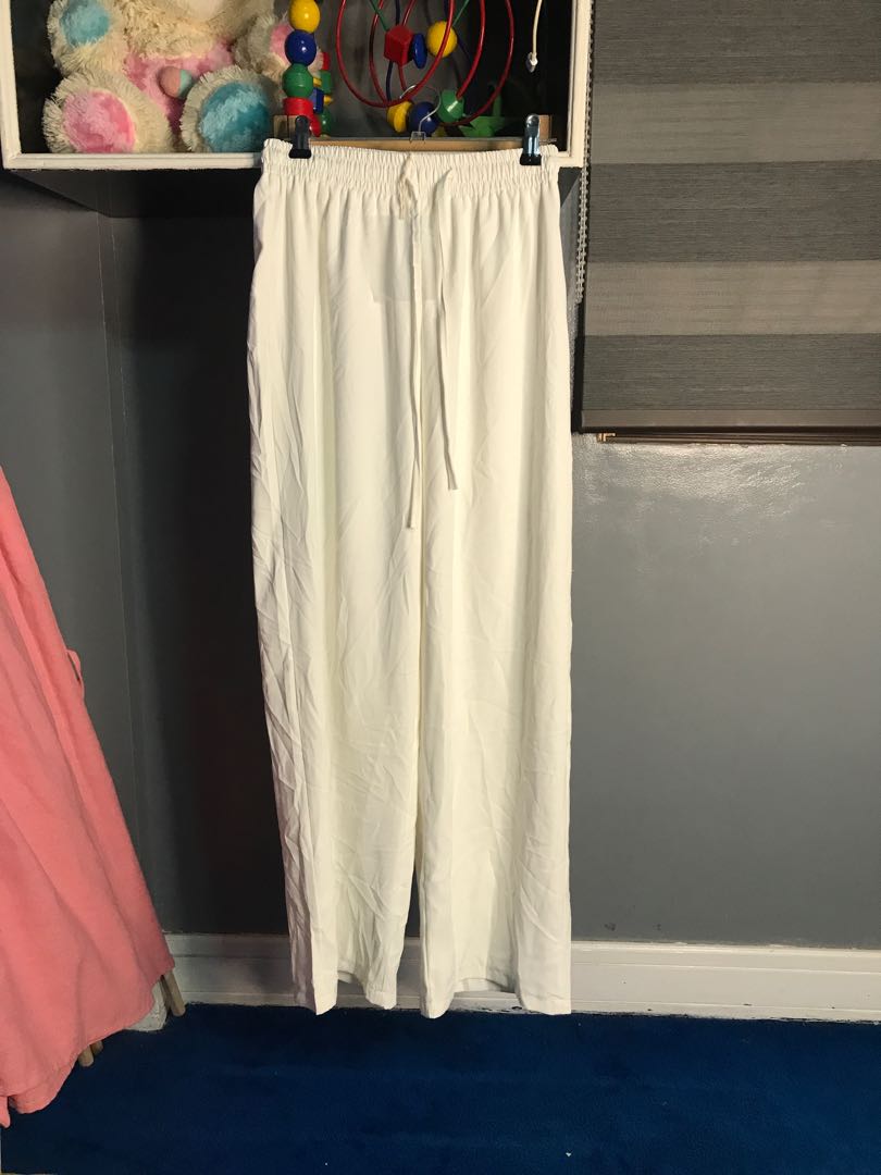 White Square pants, Women's Fashion, Bottoms, Other Bottoms on Carousell