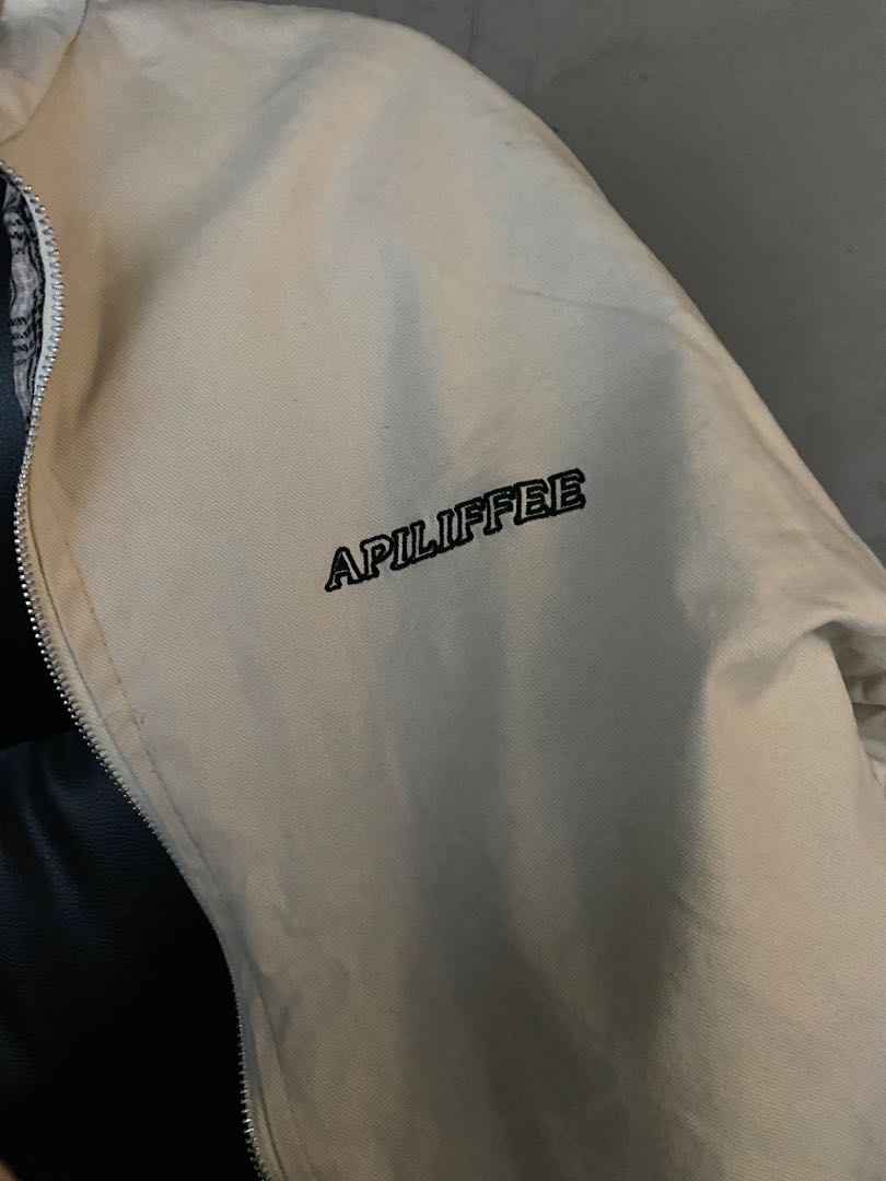 Apiliffee Jacket, Men's Fashion, Coats, Jackets and Outerwear on Carousell