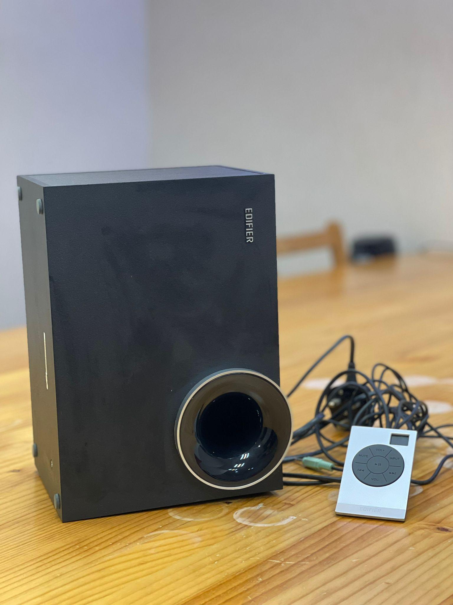 Edifier amplifier 原裝漫步者 amplifier 狀況良好, 音響器材, Soundbar、揚聲器、藍牙喇叭、耳擴 ...