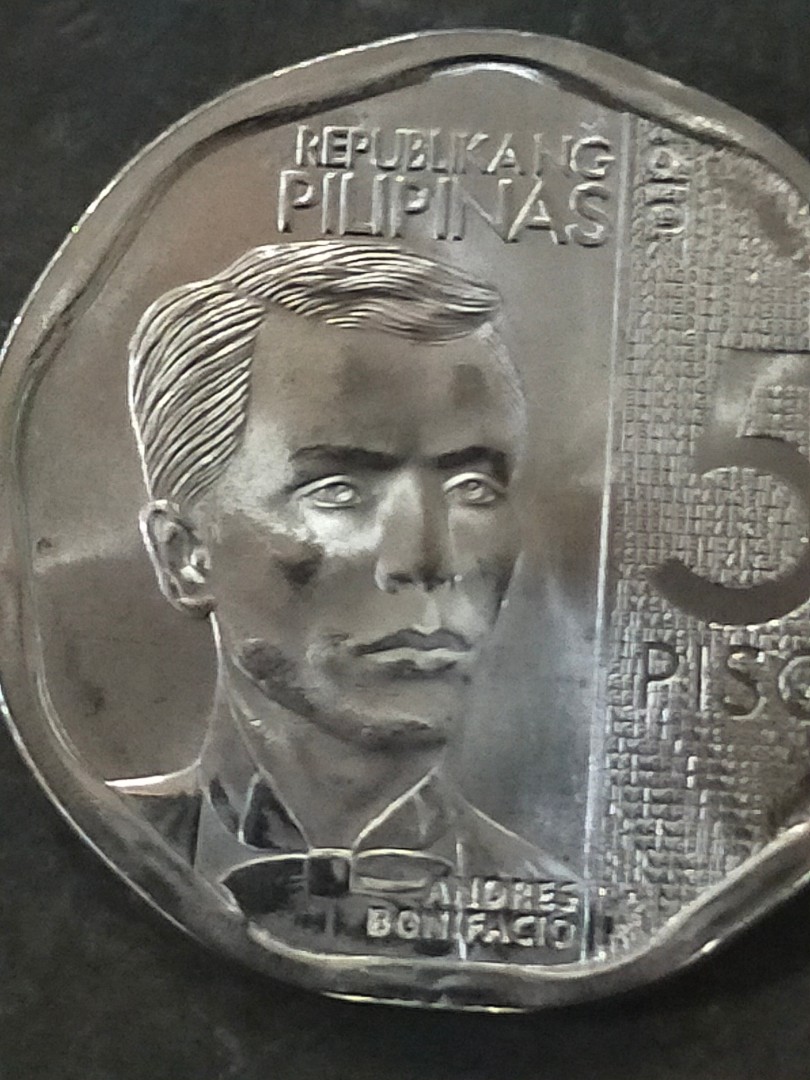 Error coin nagonal 5 peso ngc, Hobbies & Toys, Memorabilia ...