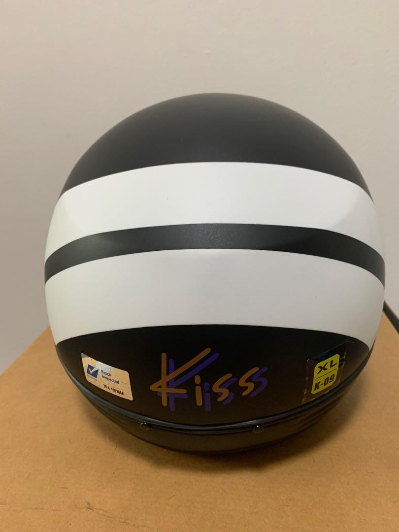 KISS HELMET, Motorcycles, Motorcycle Apparel on Carousell